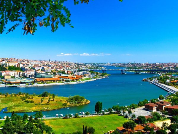 Pierre Loti Hill: A Scenic Retreat in Istanbul - Bosphorus Sunset ...